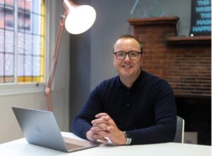 Contract Manager breathes new life into Globe Theatre